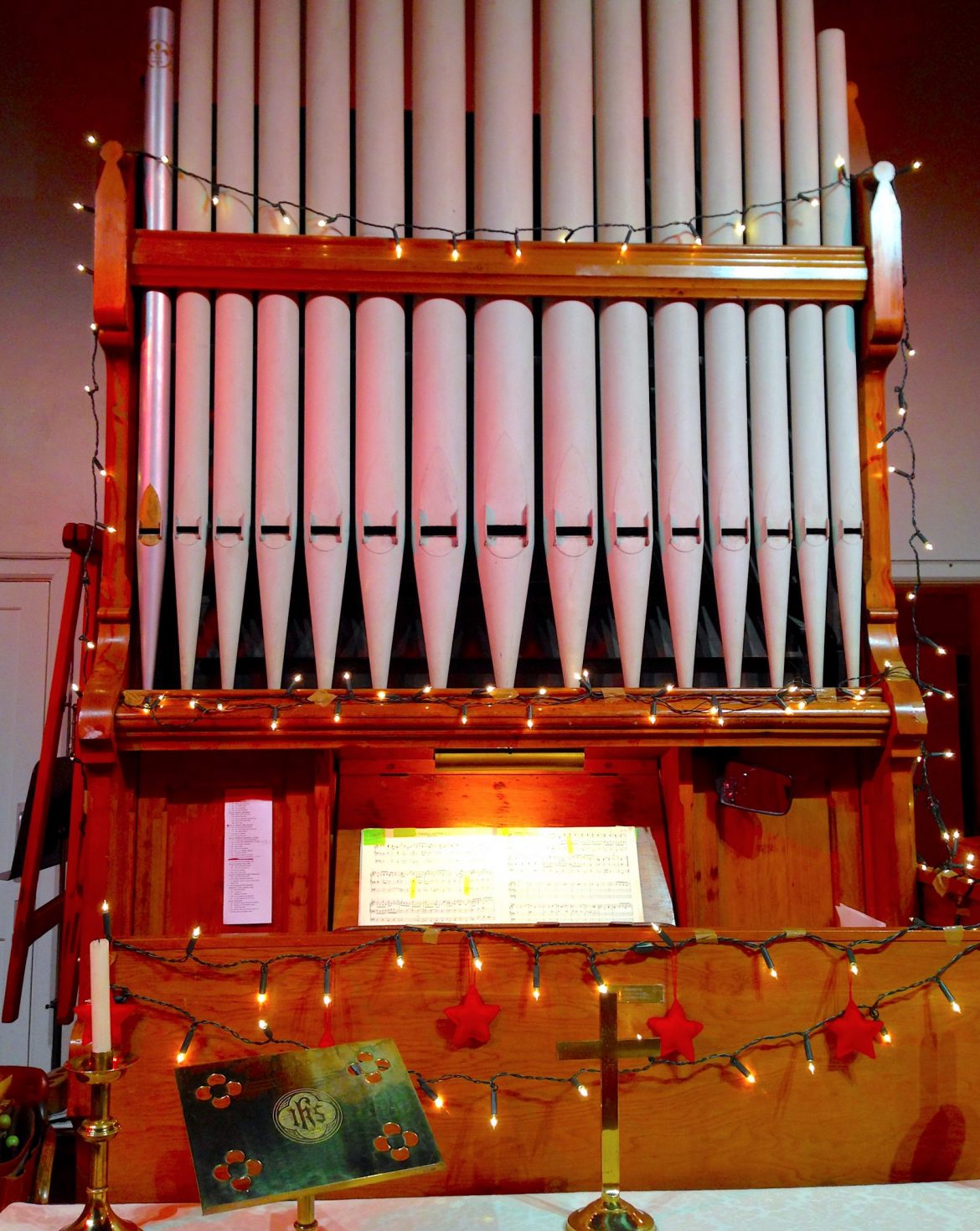 What to get your organist for Christmas 3 – The Lady Organist