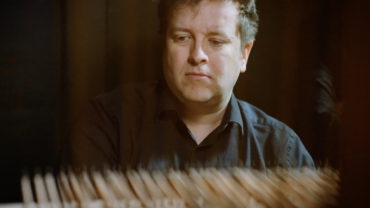 Bach: The Great Toccata – 565 explored – The Lady Organist